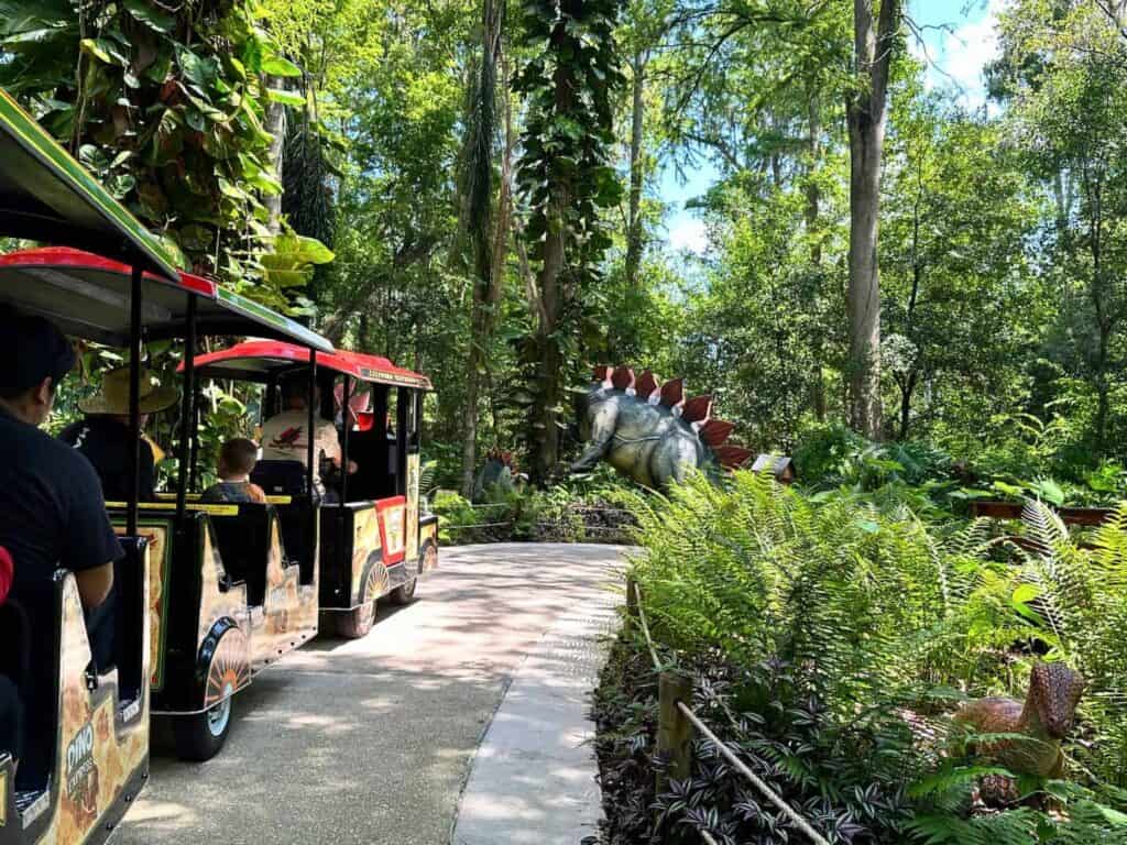 INSIDE LOOK: A Day at Dinosaur World Florida