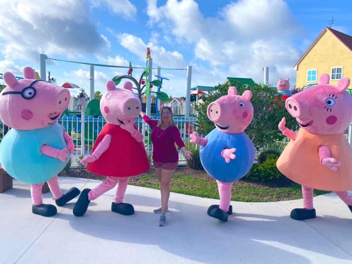 Insider Tips and Review of NEW 'Breakfast with Peppa' at Peppa Pig ...